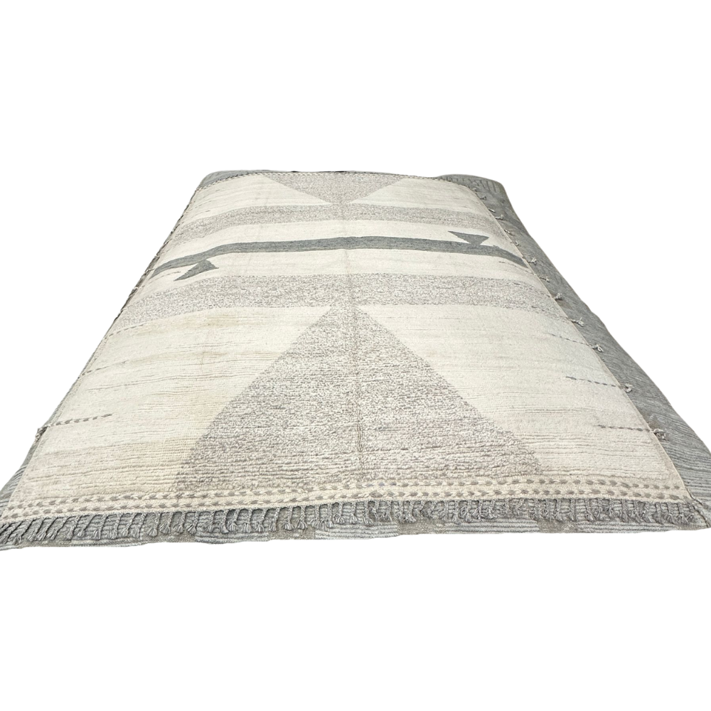 806567 – Indus Design